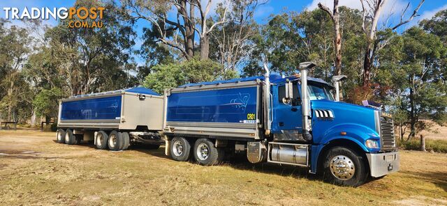 2013 Mack Trident Tipper Truck