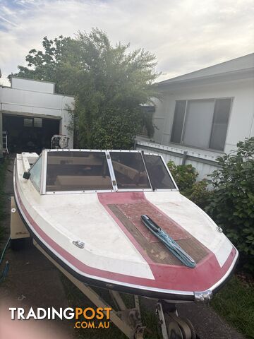 14 FT runabout
