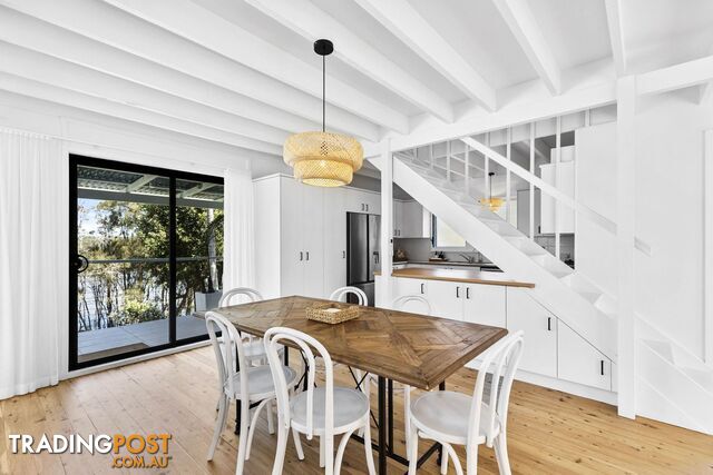 102 Blue Bell Drive WAMBERAL NSW 2260