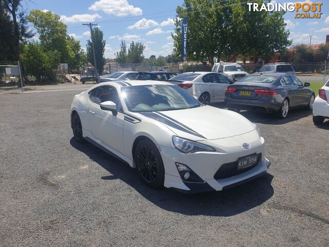 2015 TOYOTA 86 GTS BLACKLINE ZN6 MY15 2D COUPE