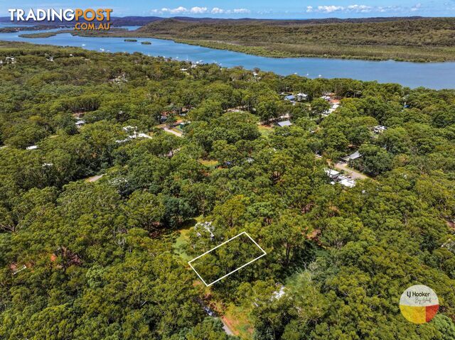 14 Blaxland Street RUSSELL ISLAND QLD 4184