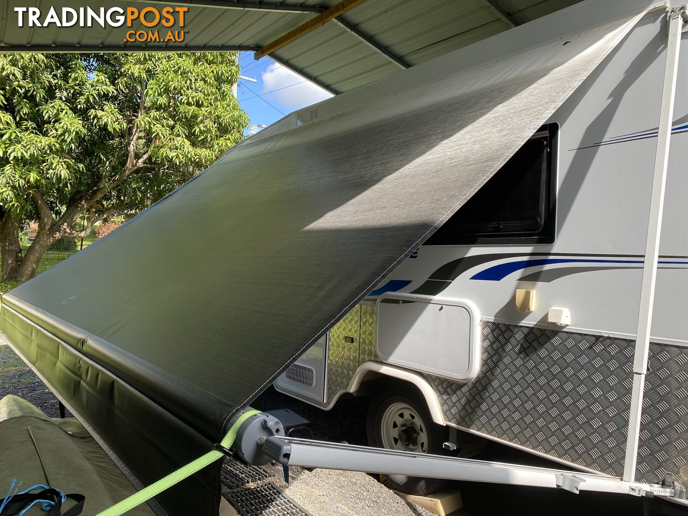 2015 Semi off road TITANIUM Sunseeker Mirage caravan
