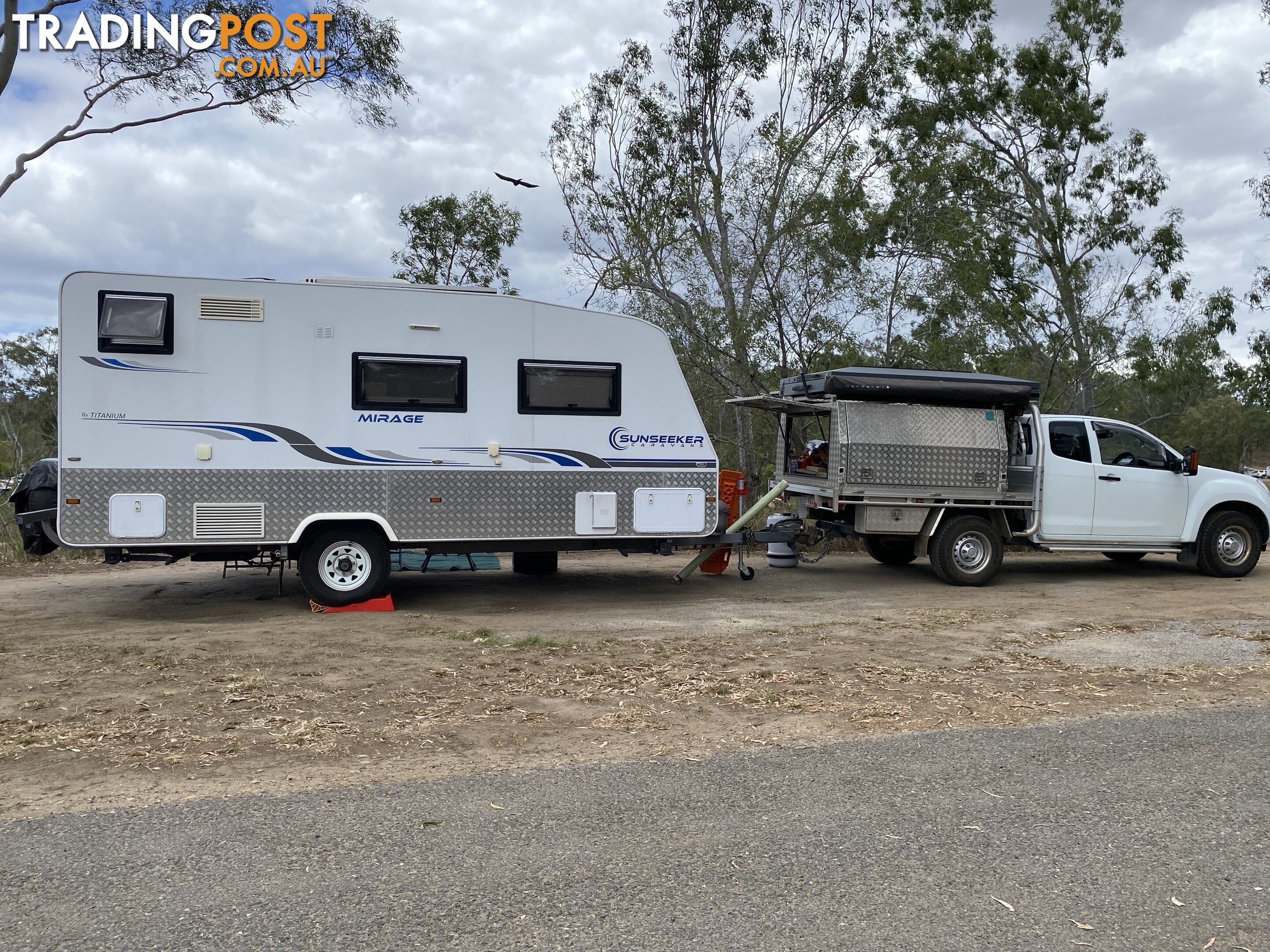 2015 Semi off road TITANIUM Sunseeker Mirage caravan