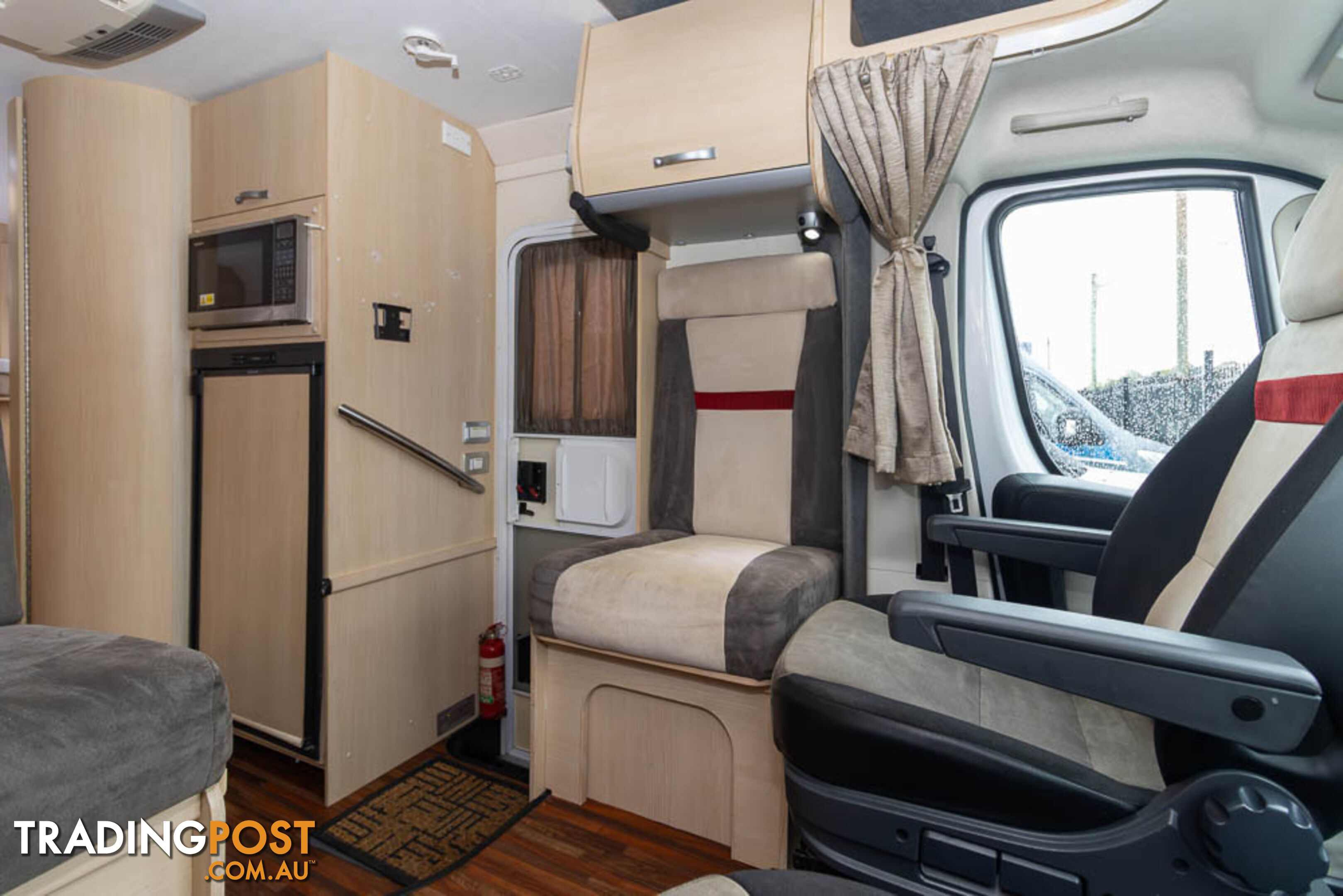 Winnebago Eyre B7624 Motorhome