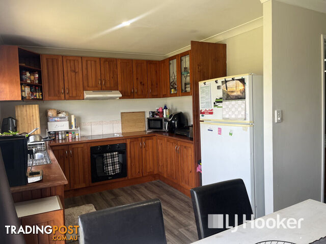 16 Zabel Road LOCKROSE QLD 4342