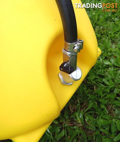 New Italian 110L Diesel Fuel Cell Tank with 12v Pump Bowser trigger