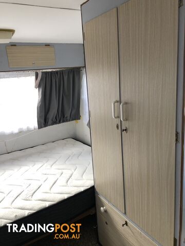 1974 VISCOUNT ROYAL