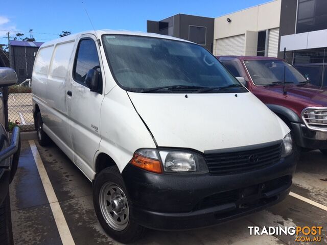 WRECKING 2002 Toyota Hiace Van SBV Manual all parts