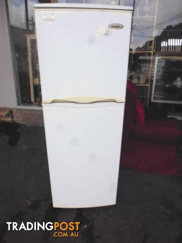Used 146 Refrigerators And Freezers Items in Australia