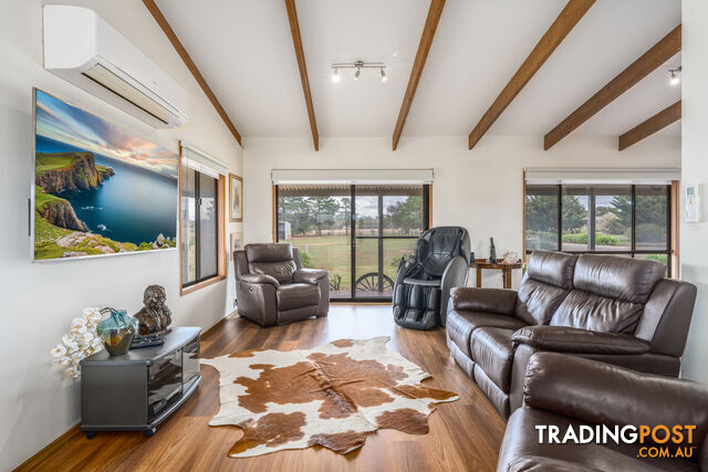 55 William Road LITTLE RIVER VIC 3211