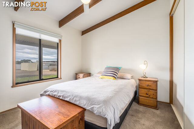 55 William Road LITTLE RIVER VIC 3211