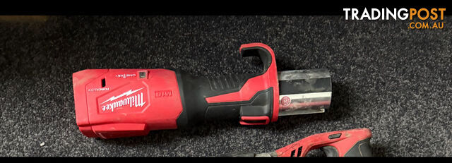 MILWAUKEE 18V BRUSHLESS ONE KEY PRESS TOOL Like new
