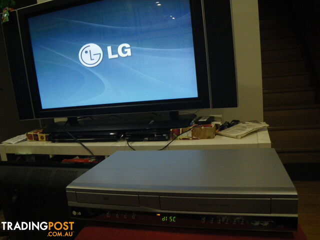 LG V271 DVD VHS VIDEO PLAYER LIFESGOOD DUAL DECK VIDEO CASSETTE ...