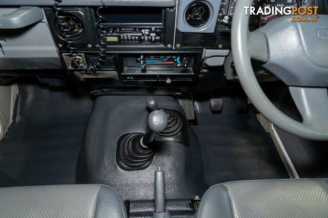 2004 TOYOTA LANDCRUISER 4x4 HZJ79R C CHAS