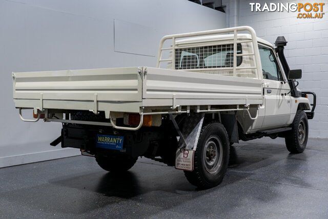 2004 TOYOTA LANDCRUISER 4x4 HZJ79R C CHAS