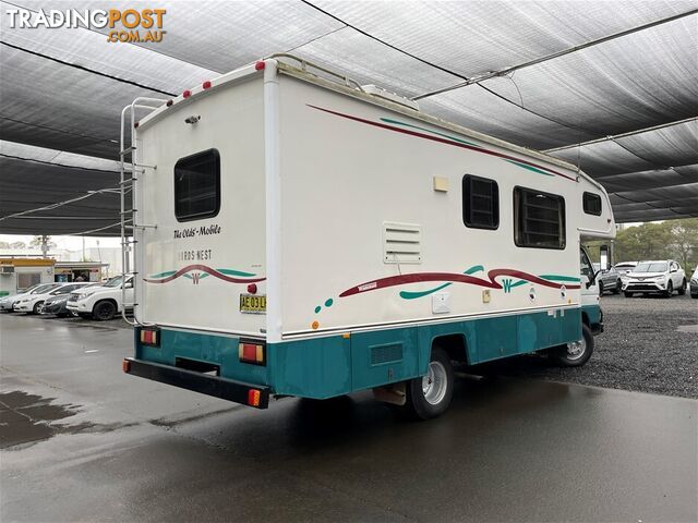 1999 Mazda T4600 Winnebago Motorhome